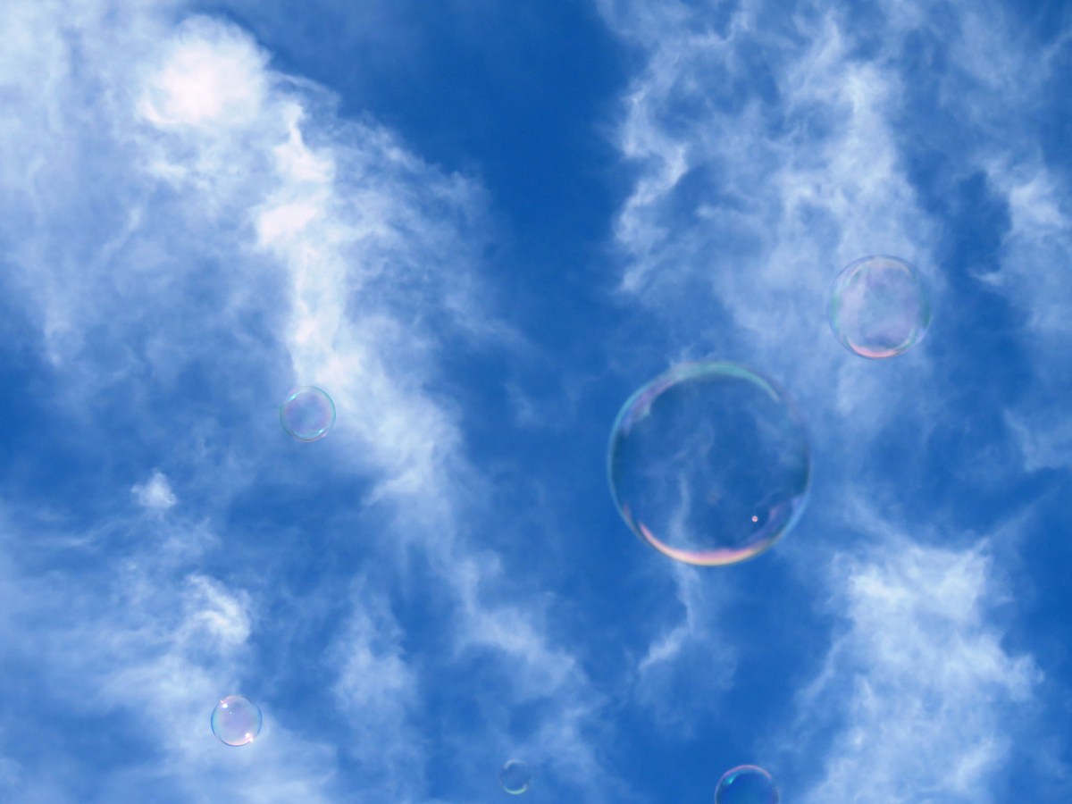 2020-06-23 Bubble Therapy – Lifting Love – Treasure Every Day